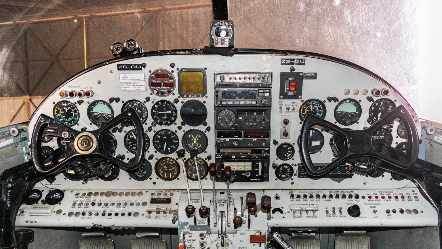 The Glorious Beech 18 – the ‘Twin Beech” – SA Flyer